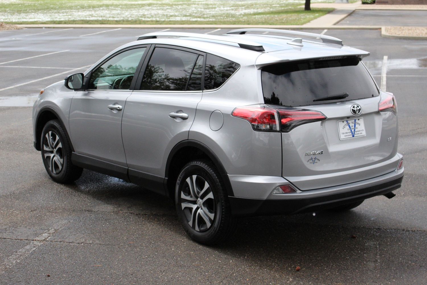 2017 Toyota RAV4 LE | Victory Motors of Colorado