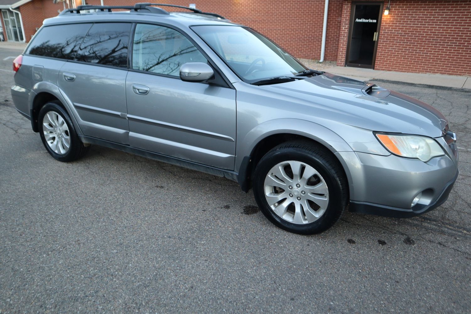 2009 Subaru Outback 2.5XT Limited | Victory Motors of Colorado