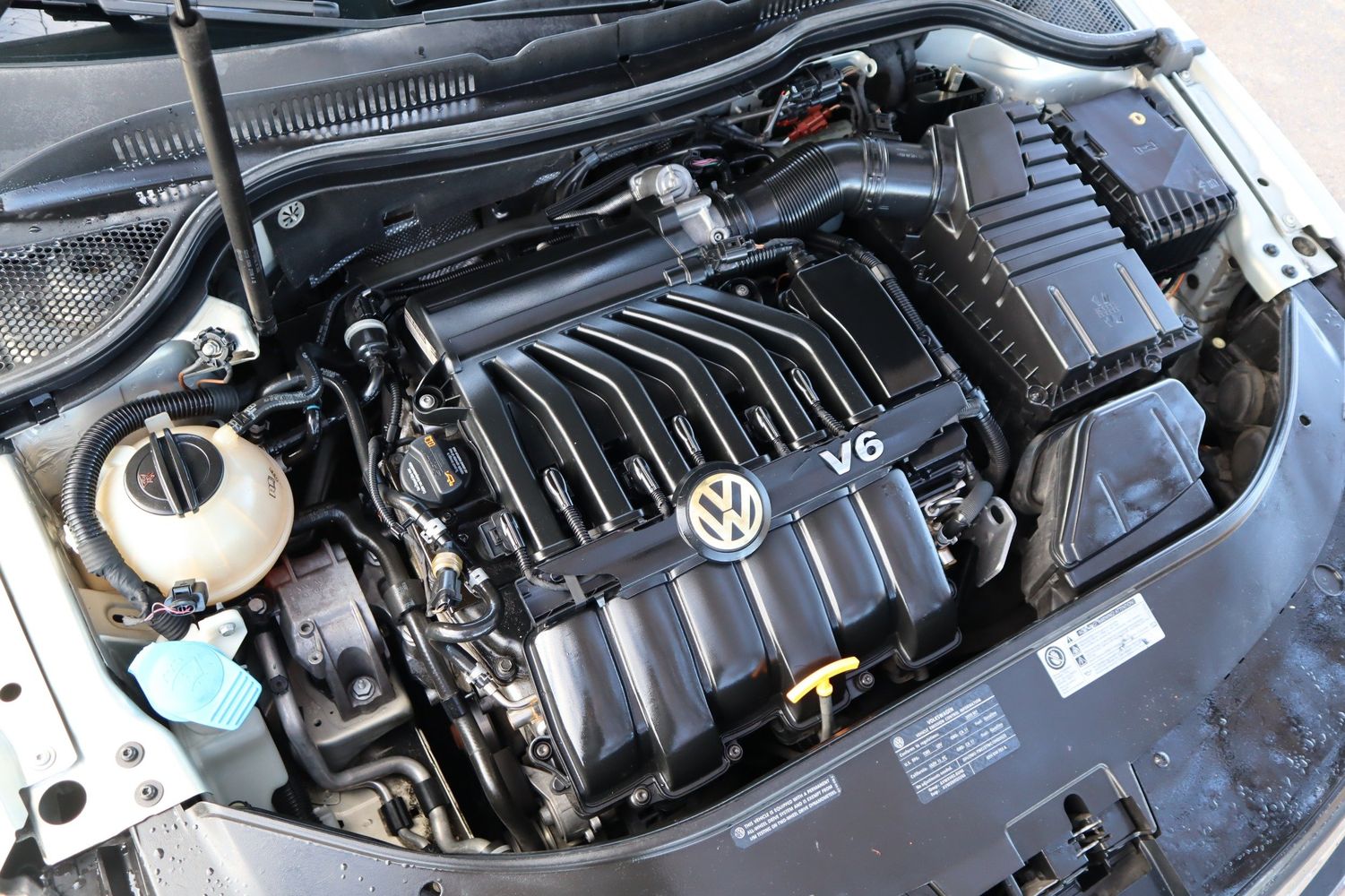 2010 Volkswagen CC VR6 4Motion | Victory Motors of Colorado