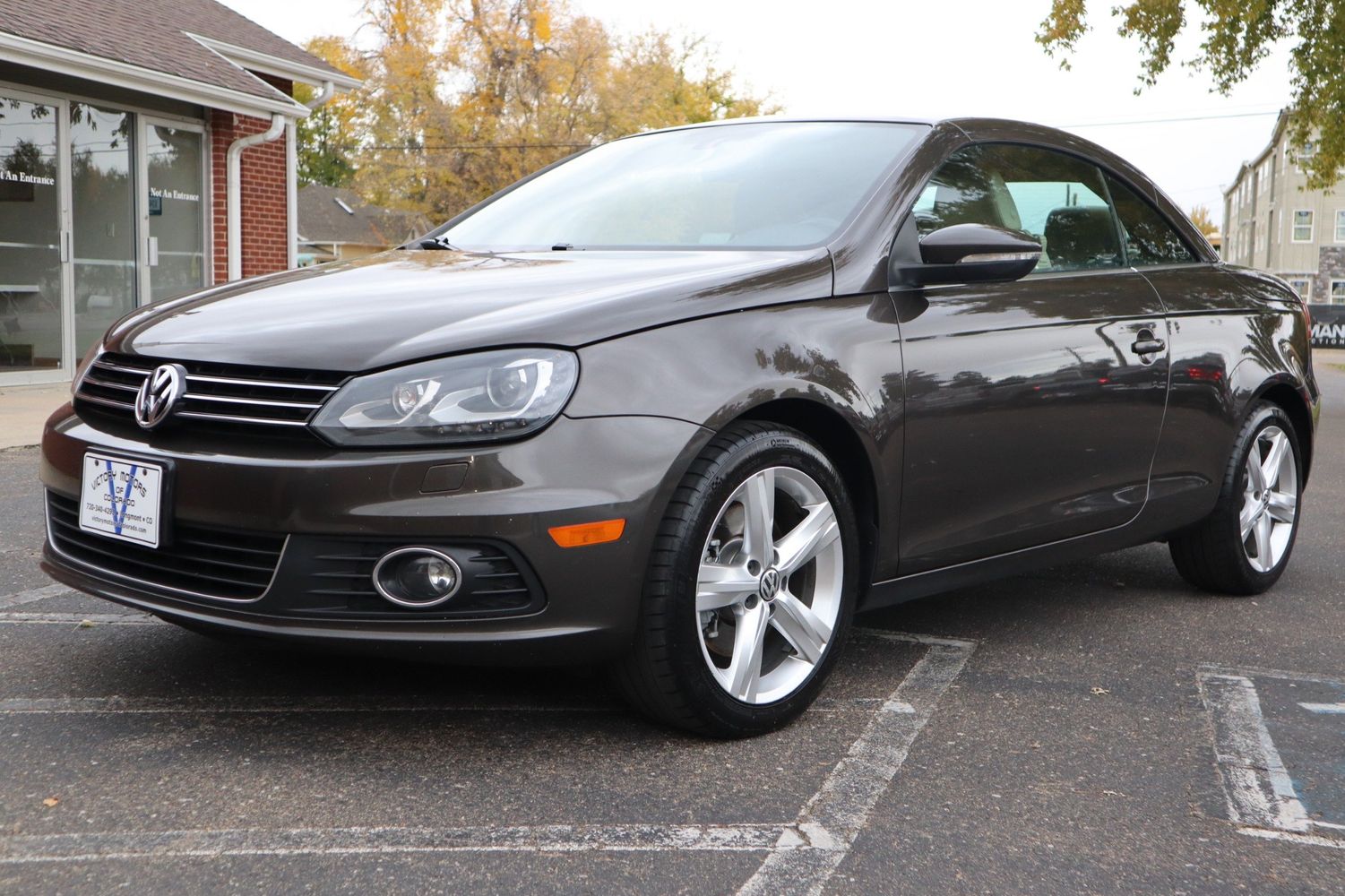 2012 Volkswagen Eos Executive SULEV | Victory Motors of Colorado