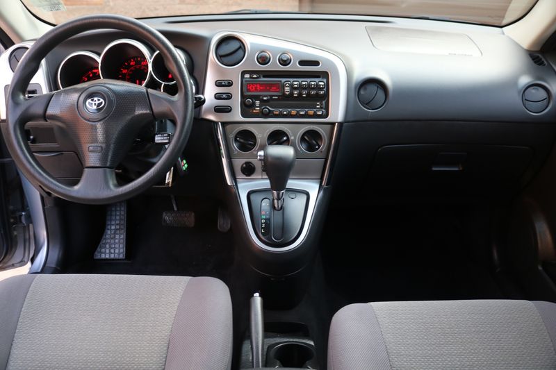 2003 Toyota Matrix Photos