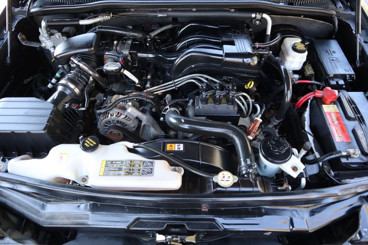 2009 Ford Explorer Sport Trac XLT | Victory Motors of Colorado