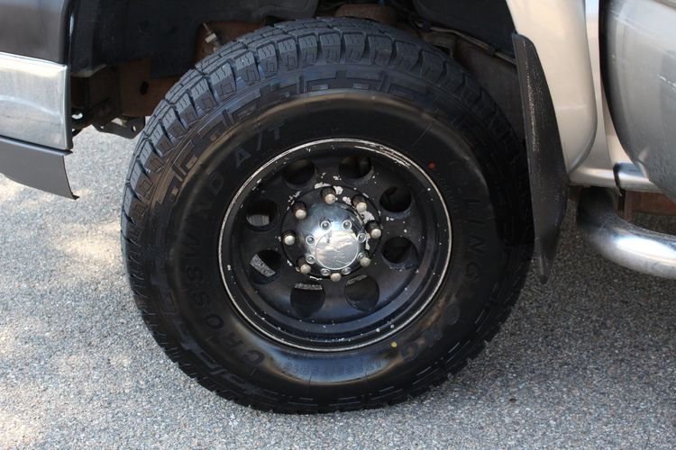 2003 Chevrolet Silverado 2500HD | Victory Motors of Colorado