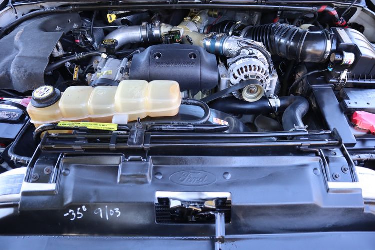 2003 Ford F-250 Super Duty Lariat | Victory Motors of Colorado