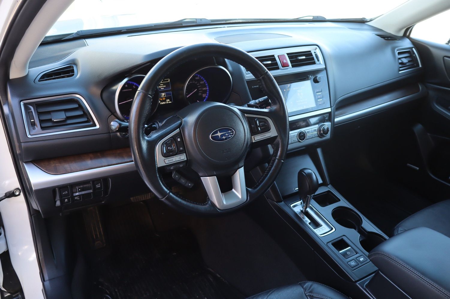 2015 Subaru Outback 3.6R Limited | Victory Motors of Colorado