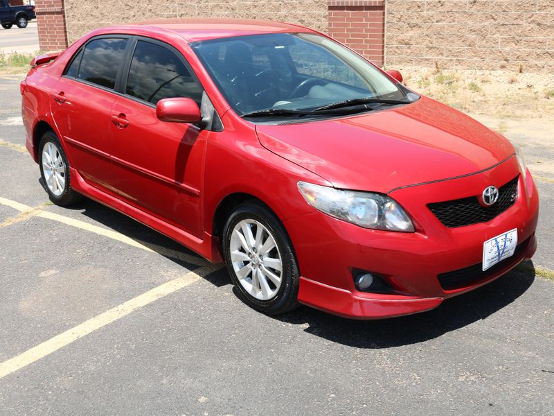 2010 Toyota Corolla Photos