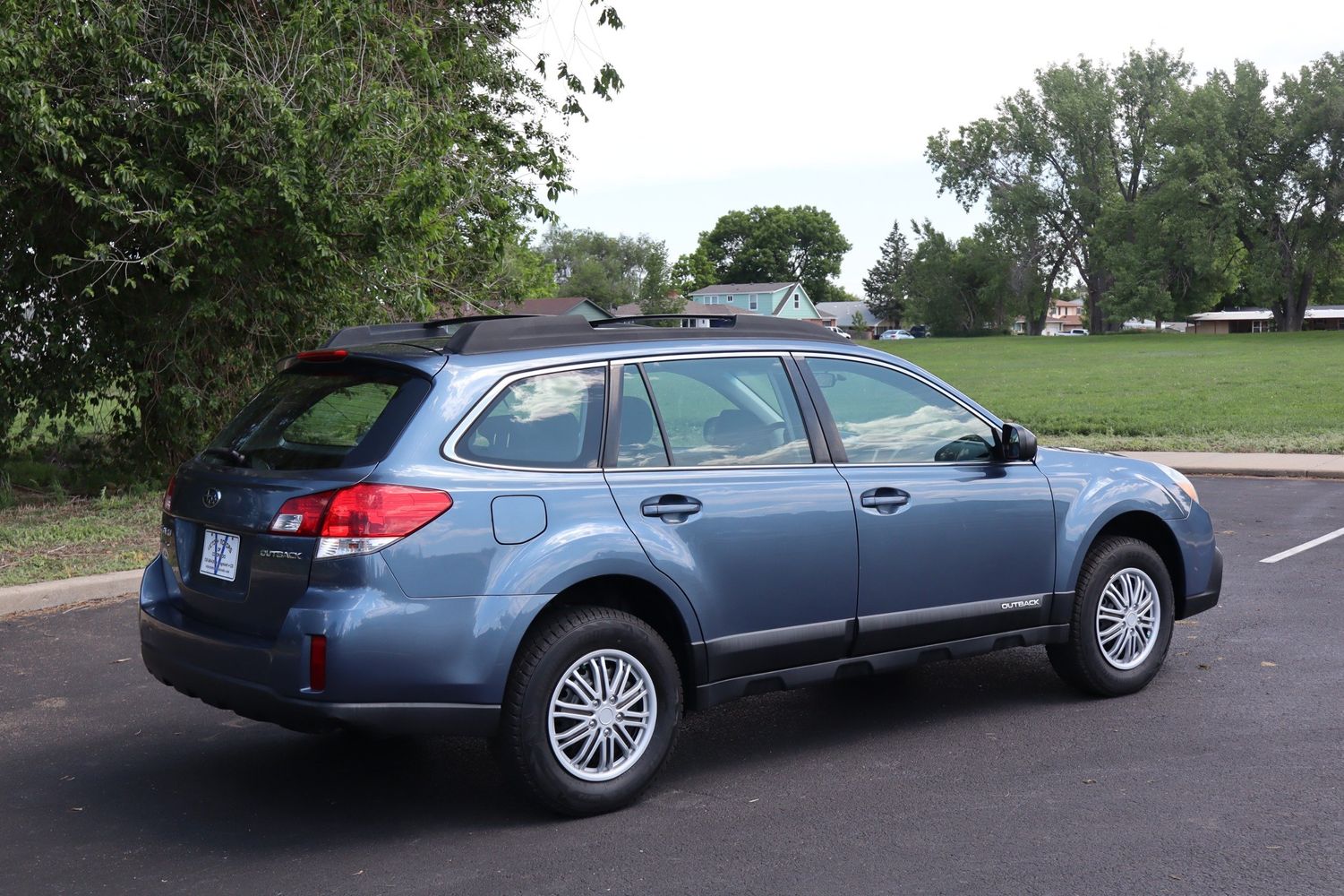 2013 Subaru Outback 2.5i | Victory Motors of Colorado
