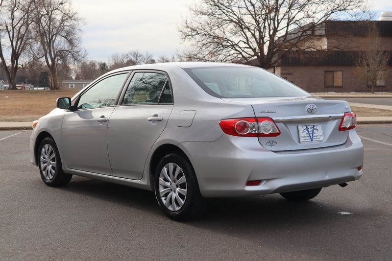 2012 Toyota Corolla Photos