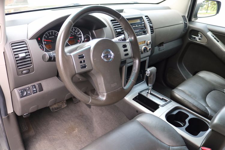 2006 Nissan Pathfinder Interior