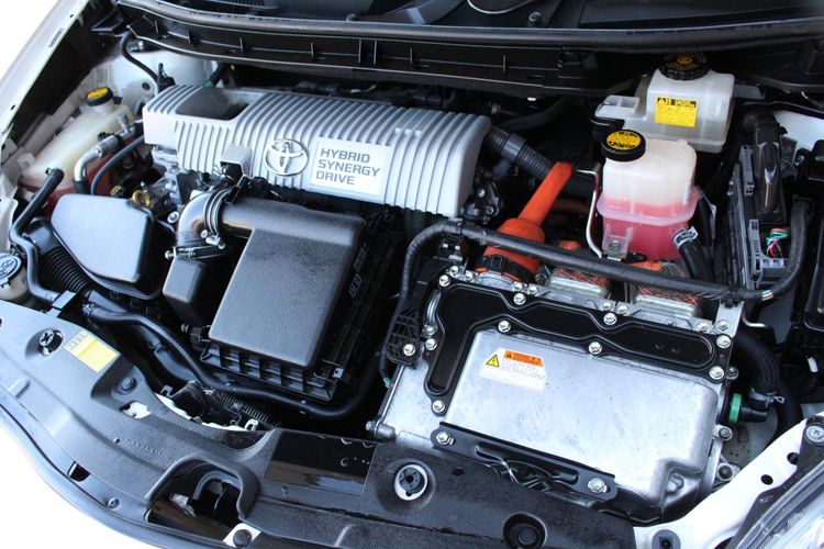 2010 Toyota Prius IV | Victory Motors of Colorado