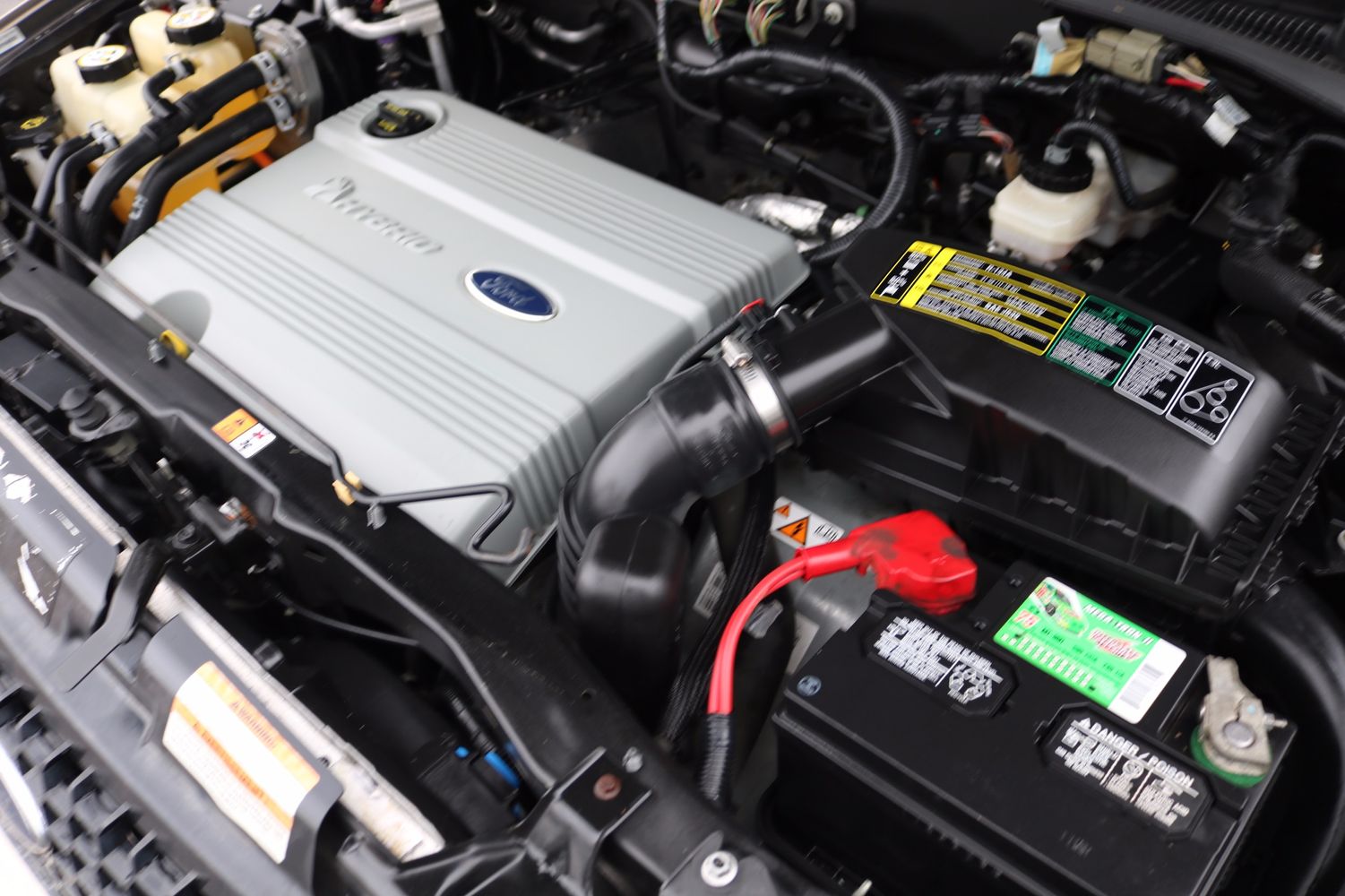 2007 Ford Escape Hybrid AWD | Victory Motors of Colorado