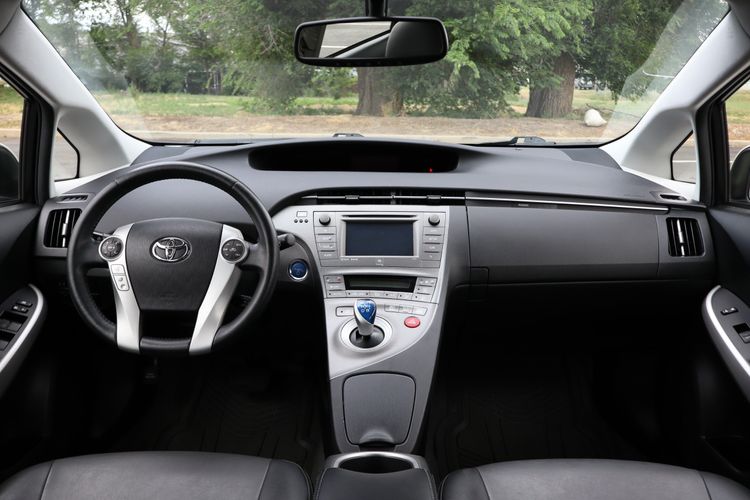 2014 Toyota Prius Four | Victory Motors of Colorado