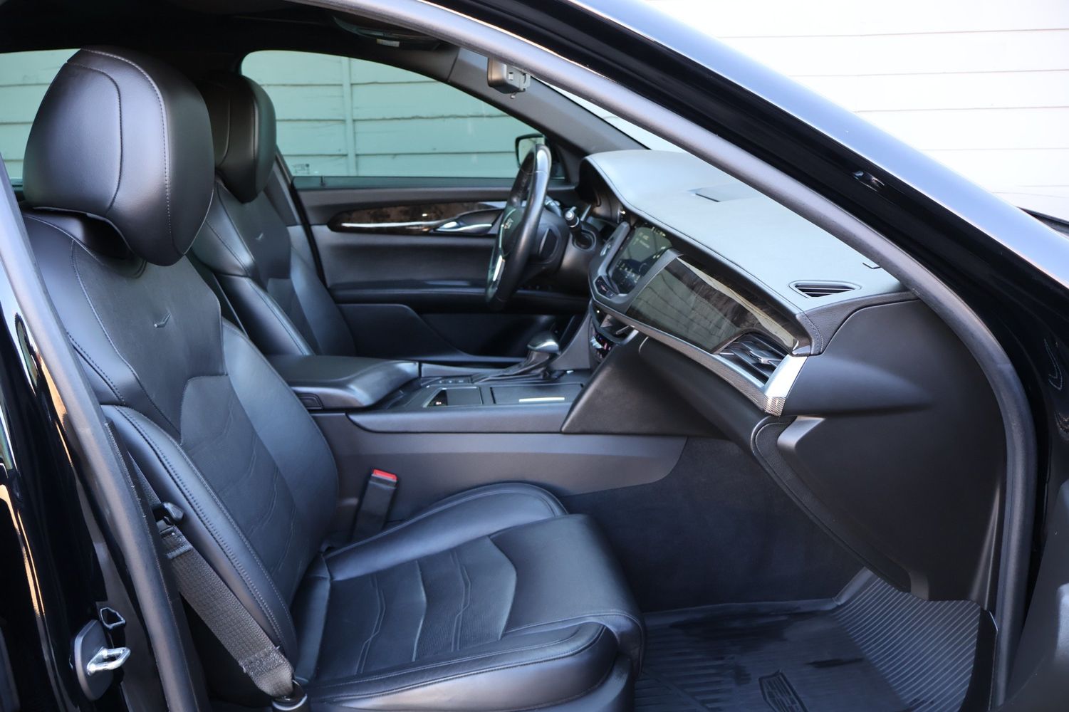 2016 Cadillac CT6 3.6L Luxury | Victory Motors of Colorado