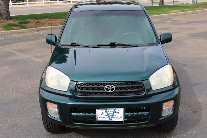 2002 Toyota RAV4 Photos