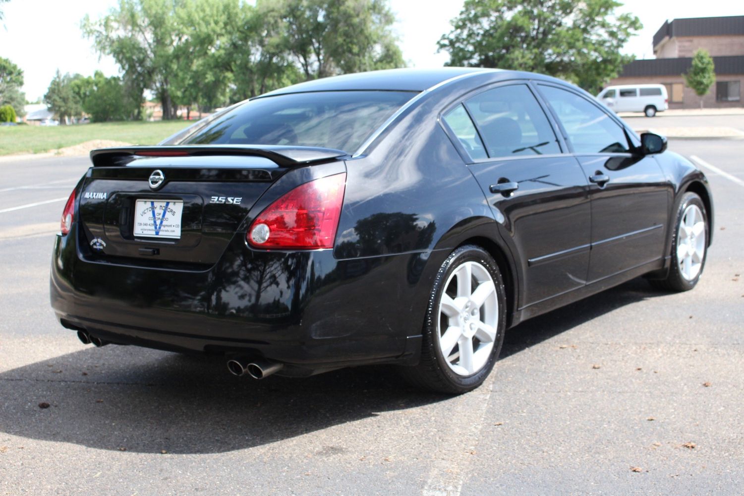 2006 Nissan Maxima 3.5 SE | Victory Motors of Colorado