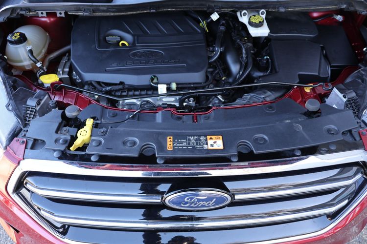 2018 Ford Escape SEL | Victory Motors of Colorado