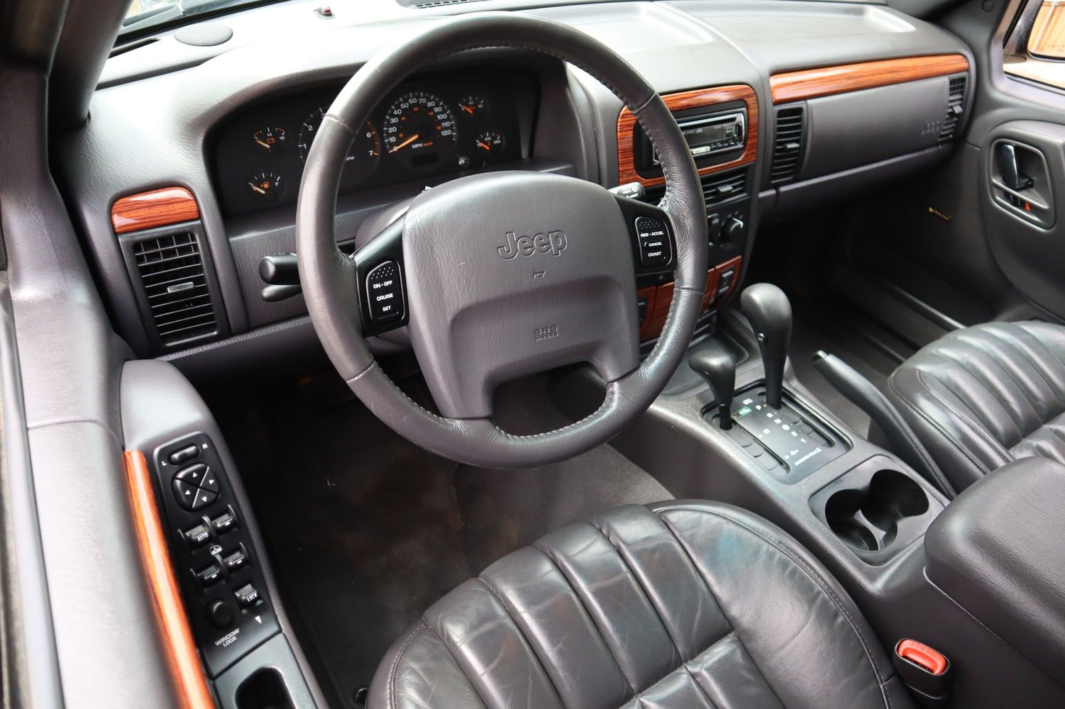 1999 Jeep Grand Cherokee Limited | Victory Motors of Colorado