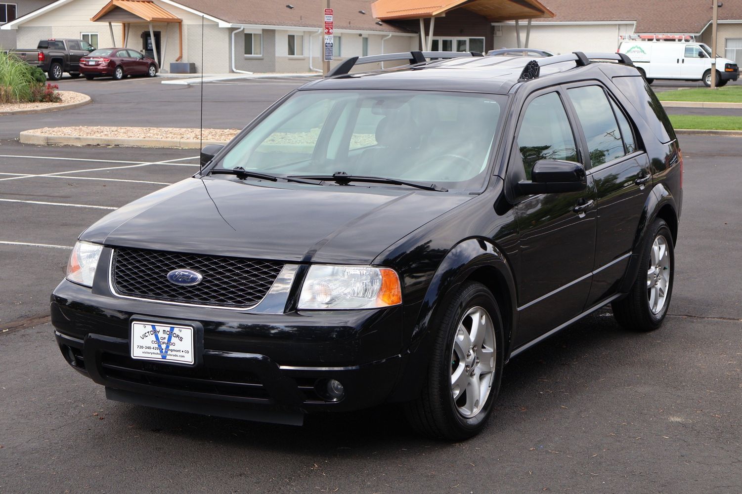 2006 Ford Freestyle Limited | Victory Motors of Colorado