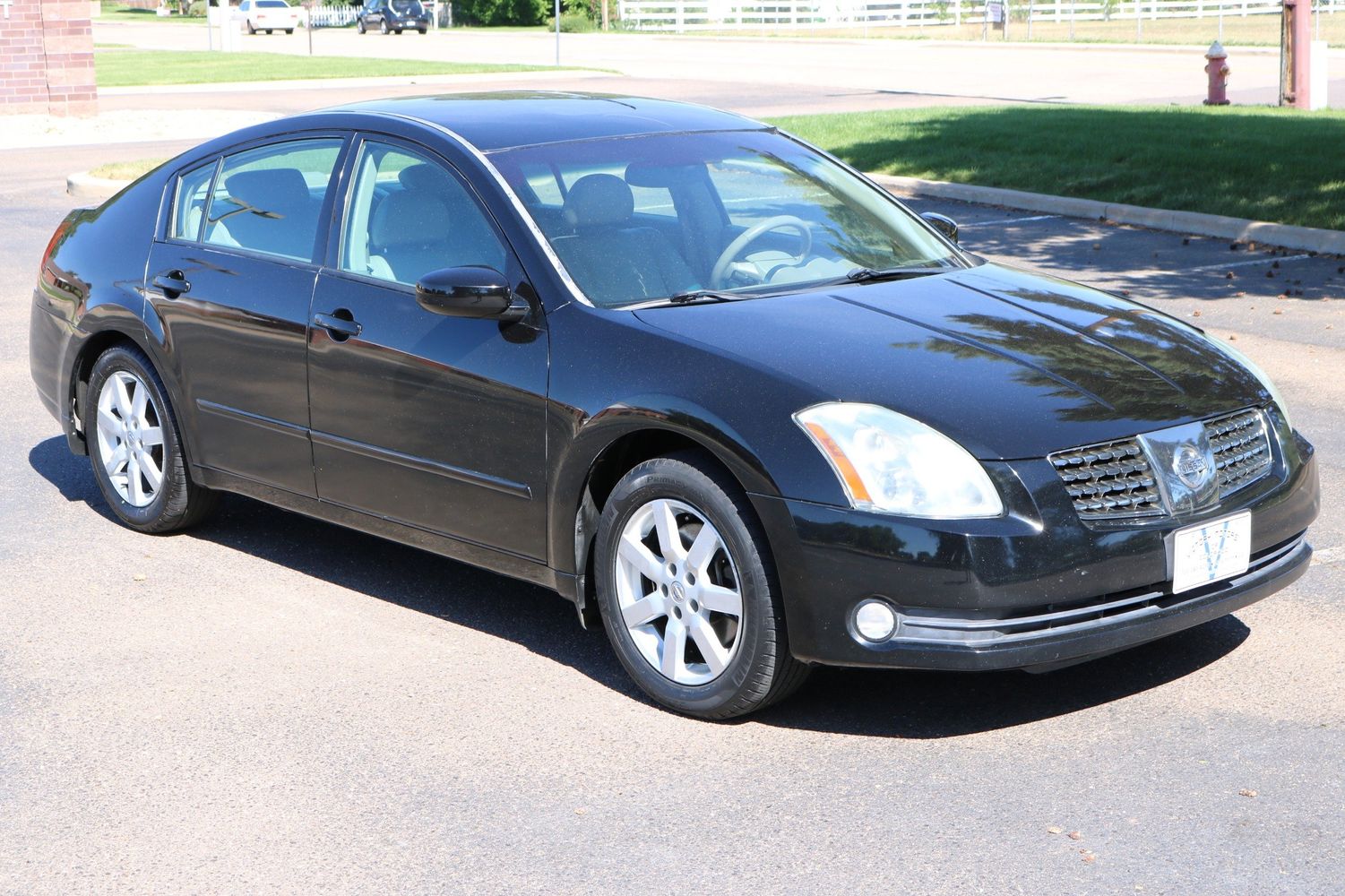 2005 Nissan Maxima 3.5 SL | Victory Motors of Colorado