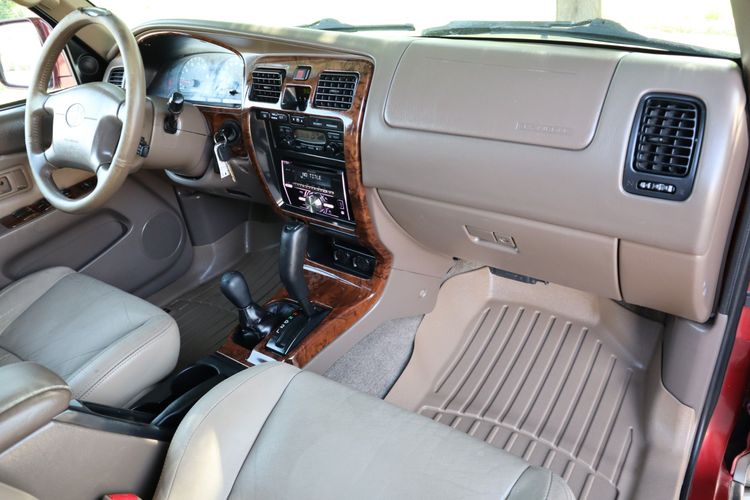 1999 Toyota 4Runner Limited | Victory Motors of Colorado