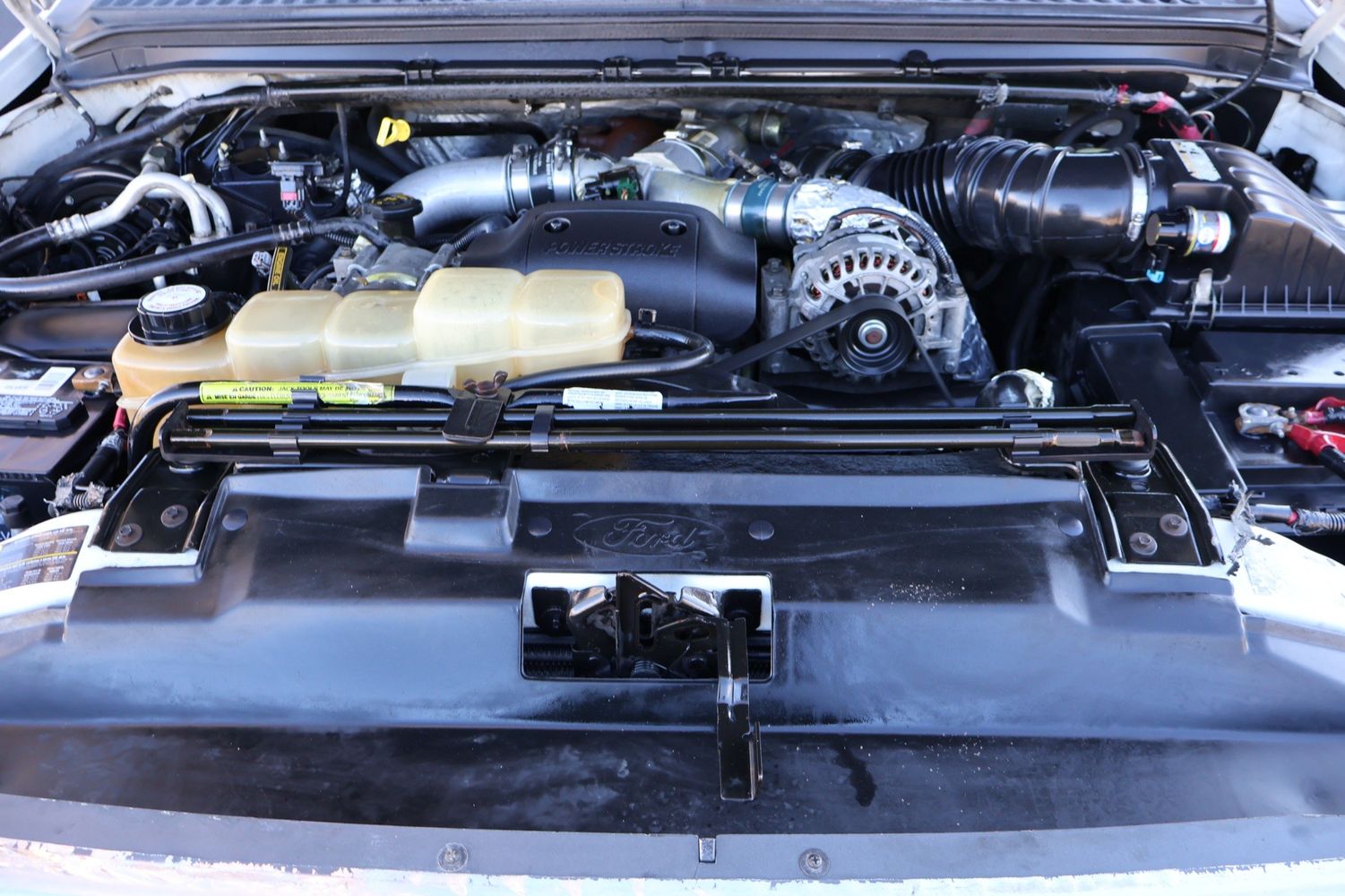 2002 Ford F-250 Super Duty XLT | Victory Motors of Colorado