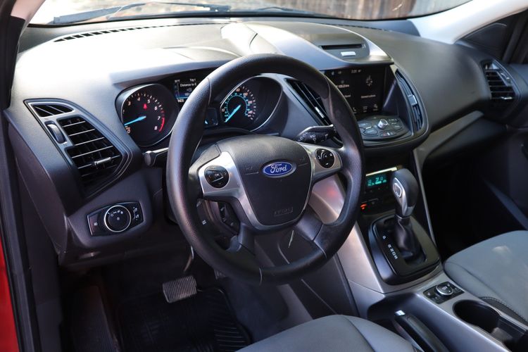 2016 Ford Escape SE | Victory Motors of Colorado