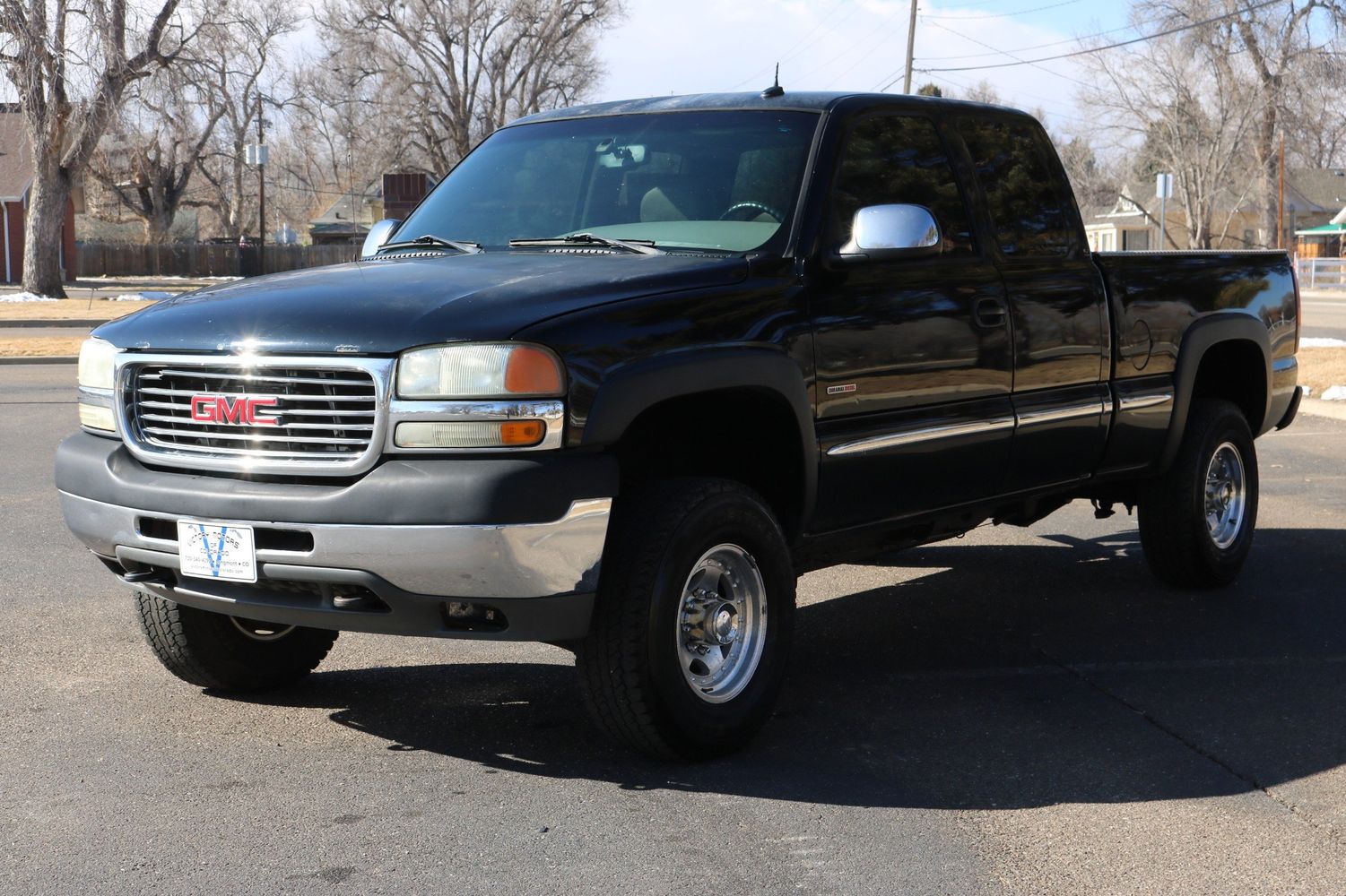 2002 GMC Sierra 2500HD SLT | Victory Motors of Colorado