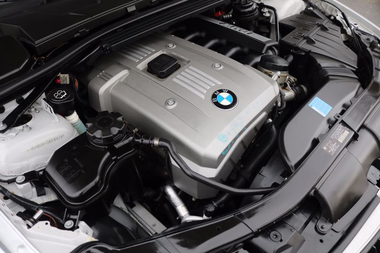 2006 BMW 325i | Victory Motors of Colorado