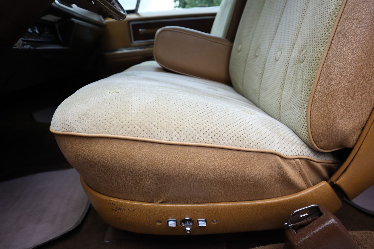 1968 Cadillac Deville | Victory Motors of Colorado