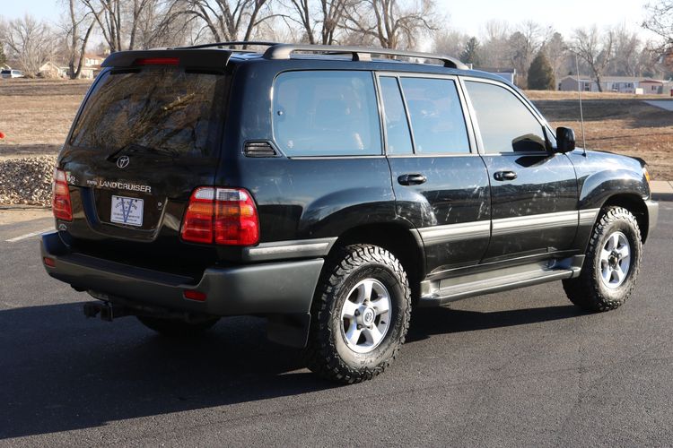 2000 Toyota Land Cruiser | Victory Motors of Colorado
