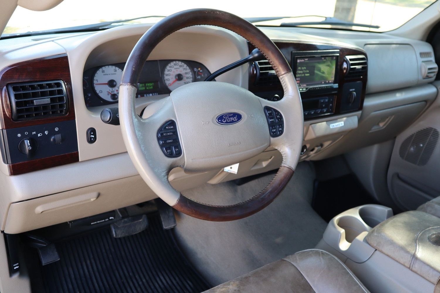 2006 Ford F-350 Super Duty King Ranch | Victory Motors of Colorado