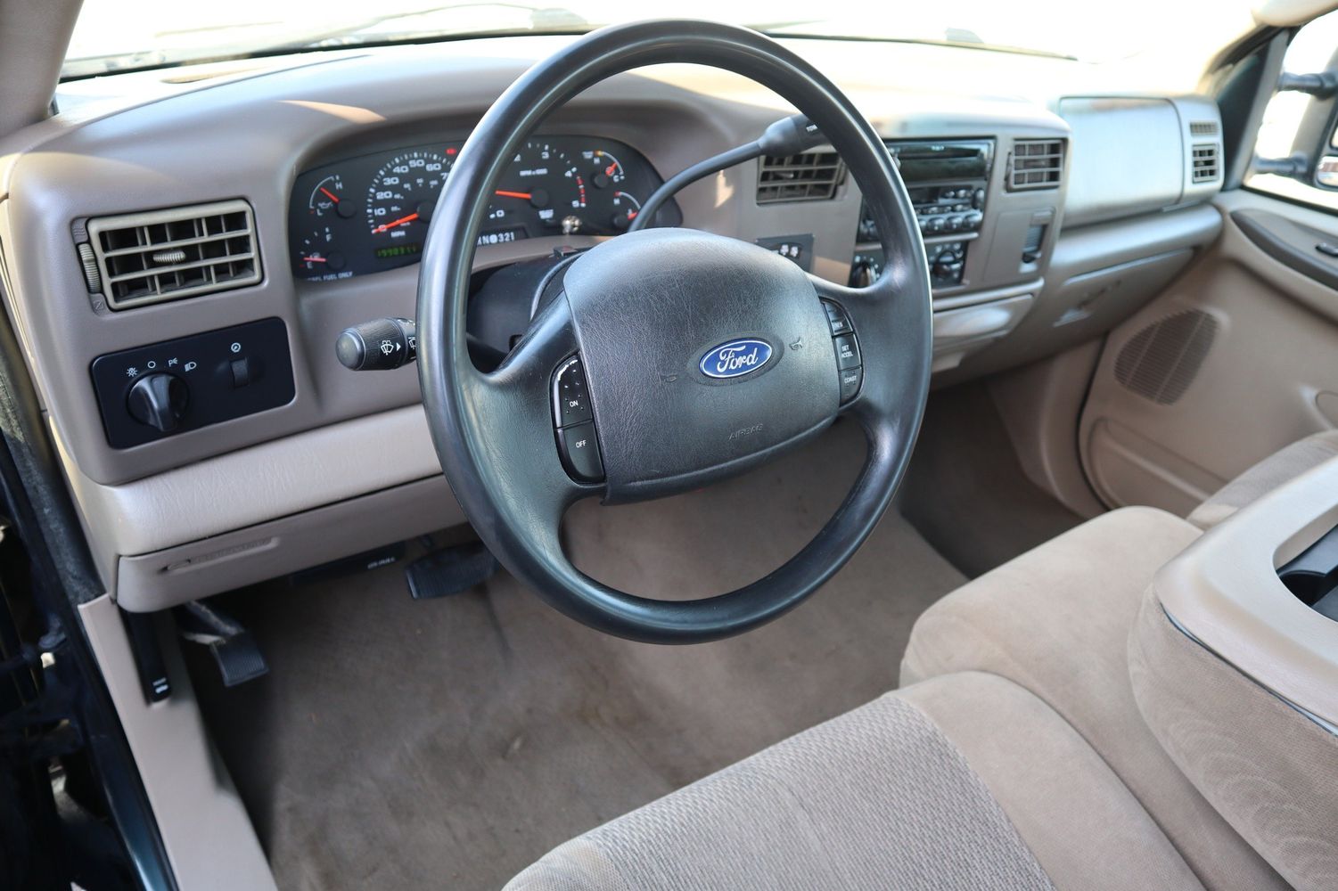 2004 Ford F-350 Super Duty XLT | Victory Motors of Colorado