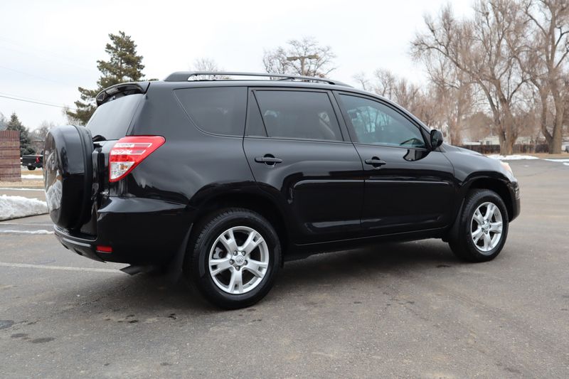 2012 Toyota RAV4 Photos