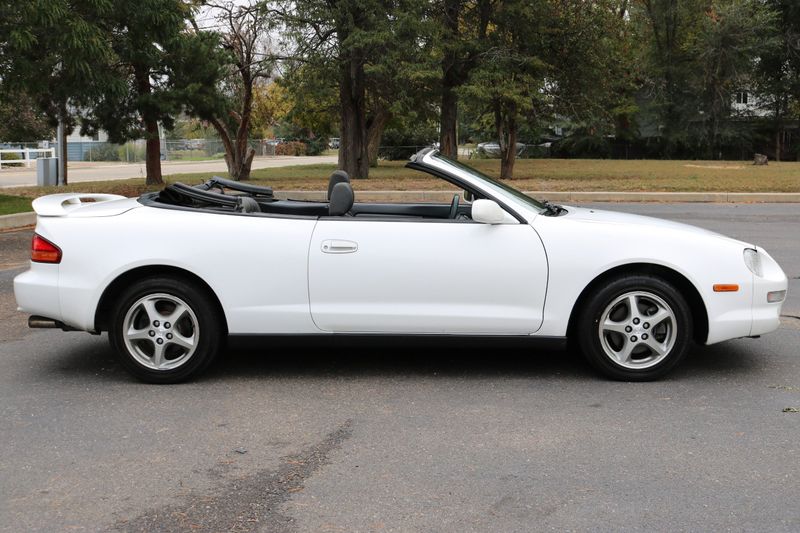 1999 Toyota Celica Photos