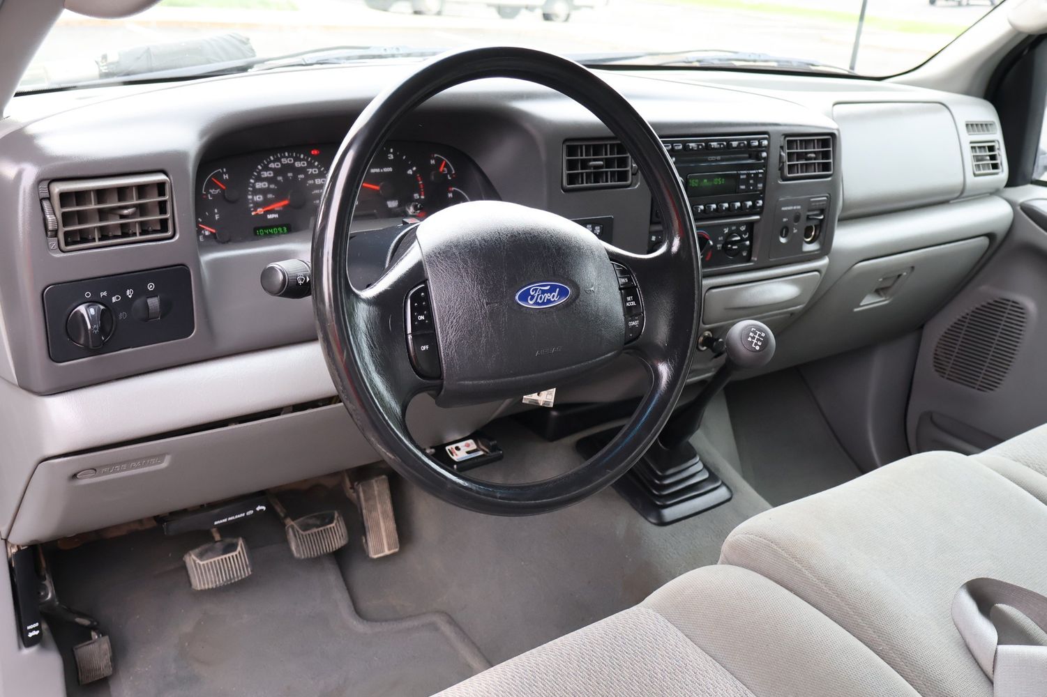 2003 Ford F-250 Super Duty XLT | Victory Motors of Colorado