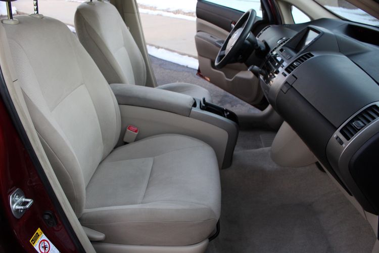2004 Toyota Prius | Victory Motors of Colorado