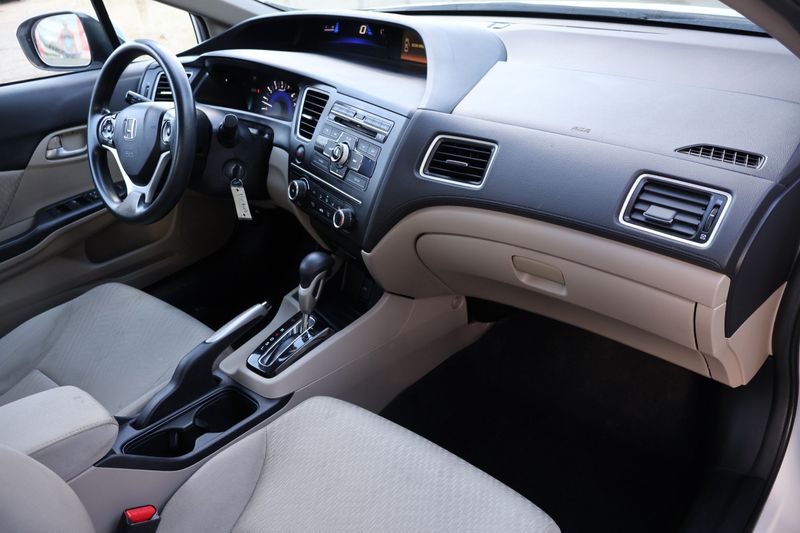 2014 Honda Civic Photos