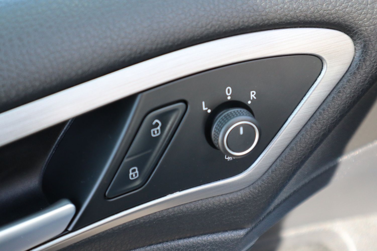 2016 Volkswagen Golf | Victory Motors of Colorado