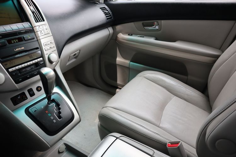 2006 Lexus RX 400h Base | Victory Motors of Colorado