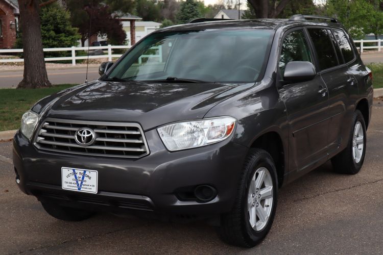 2010 Toyota Highlander Base | Victory Motors of Colorado