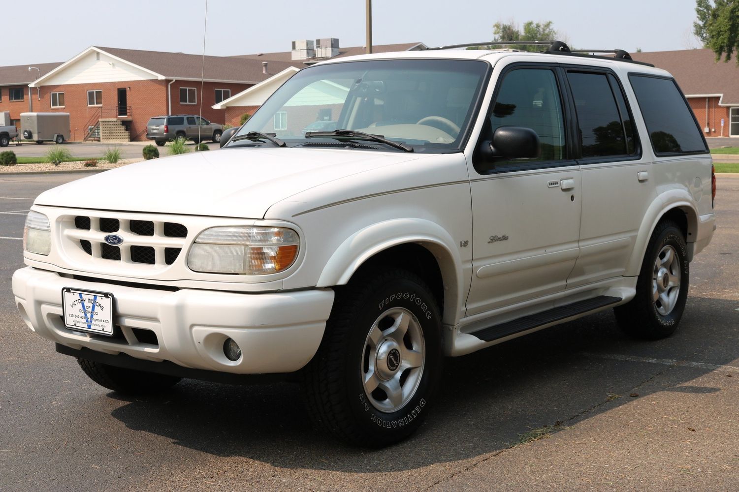 2000 Ford Explorer Limited | Victory Motors of Colorado
