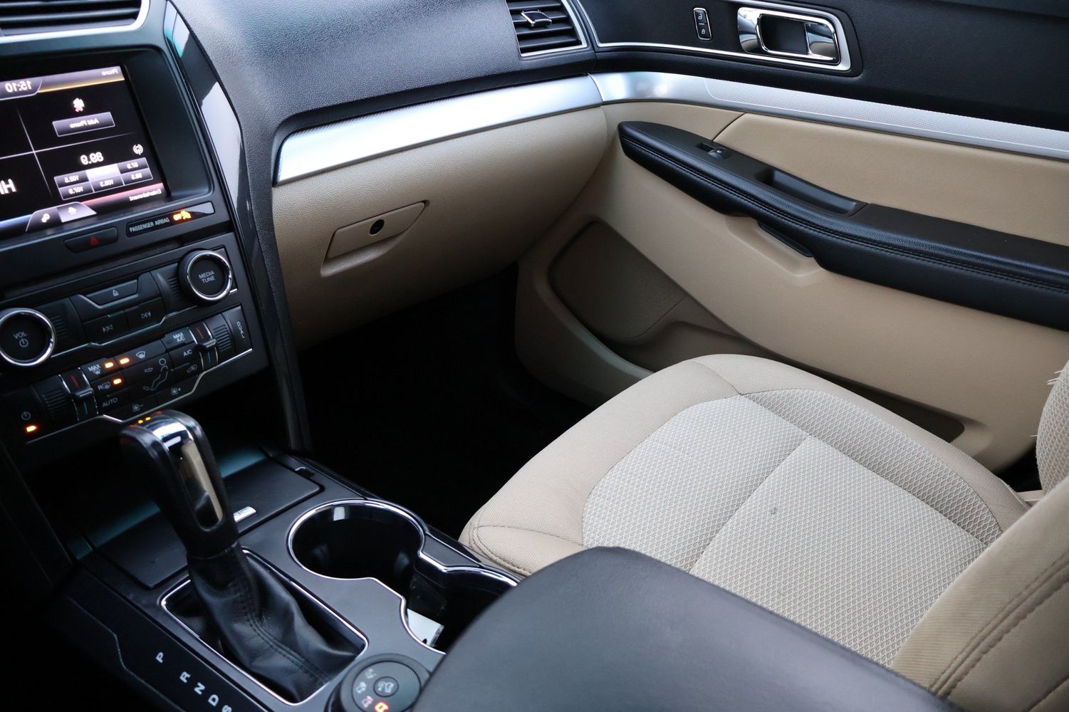 2016 Ford Explorer XLT | Victory Motors of Colorado