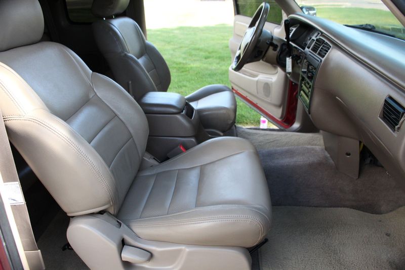 1998 Toyota T100 Photos