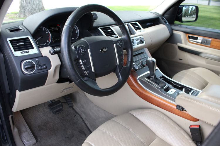 2010 Land Rover Range Rover Sport HSE | Victory Motors of Colorado