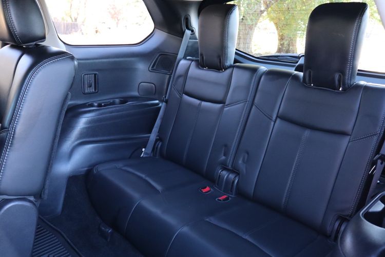 2016 Nissan Pathfinder SL | Victory Motors of Colorado