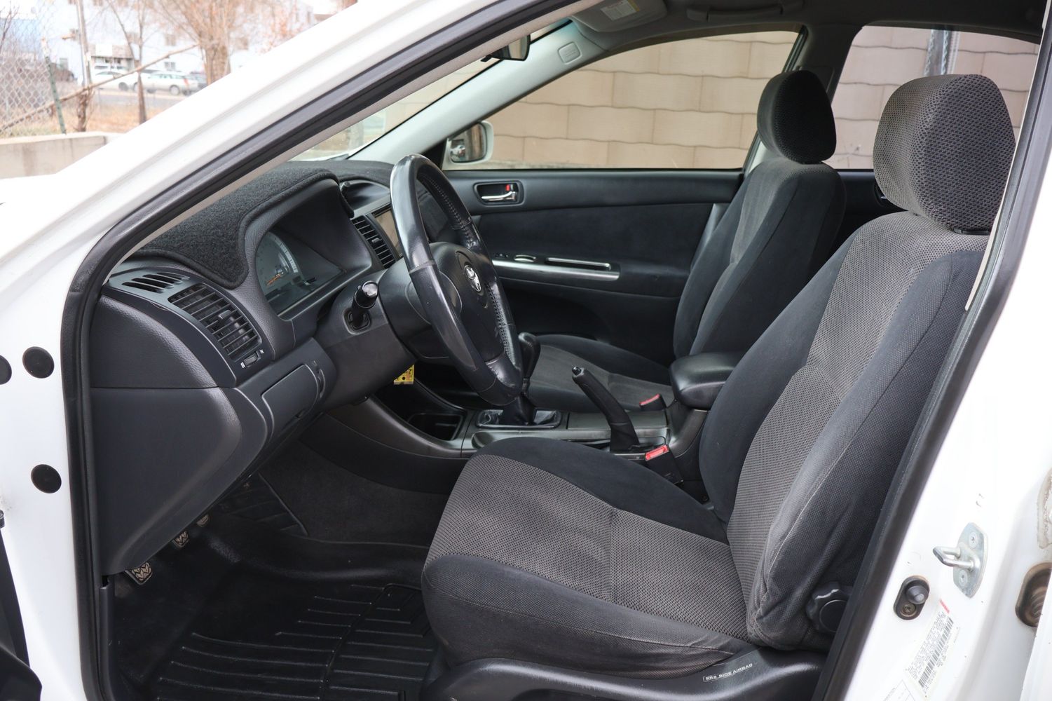 2002 Toyota Camry SE | Victory Motors of Colorado
