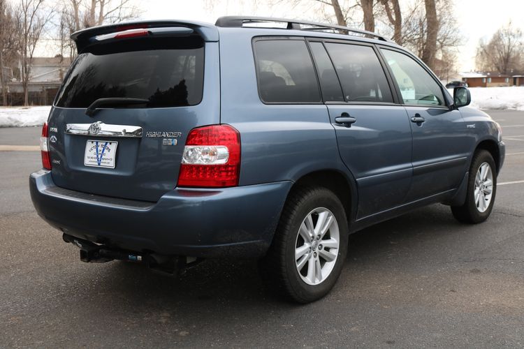 2006 Toyota Highlander Hybrid | Victory Motors of Colorado