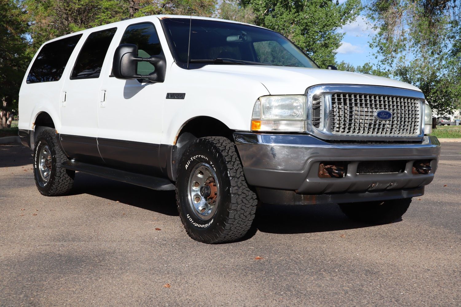 2002 Ford Excursion XLT | Victory Motors of Colorado