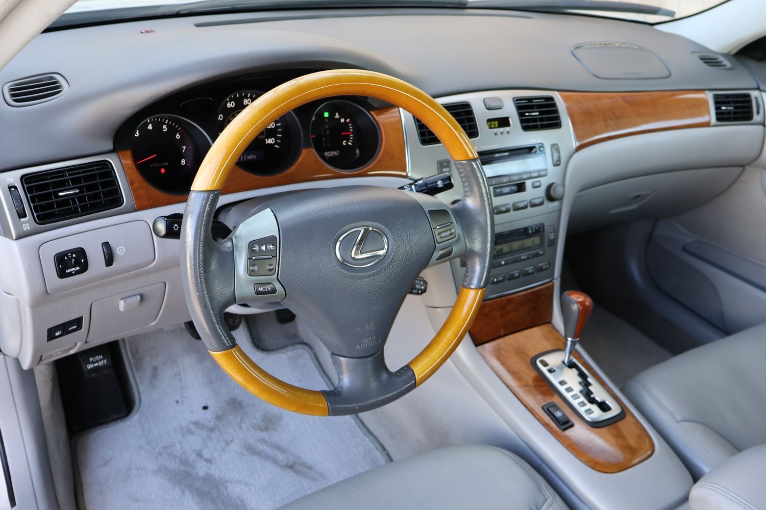 2006 Lexus ES 330 Base | Victory Motors of Colorado