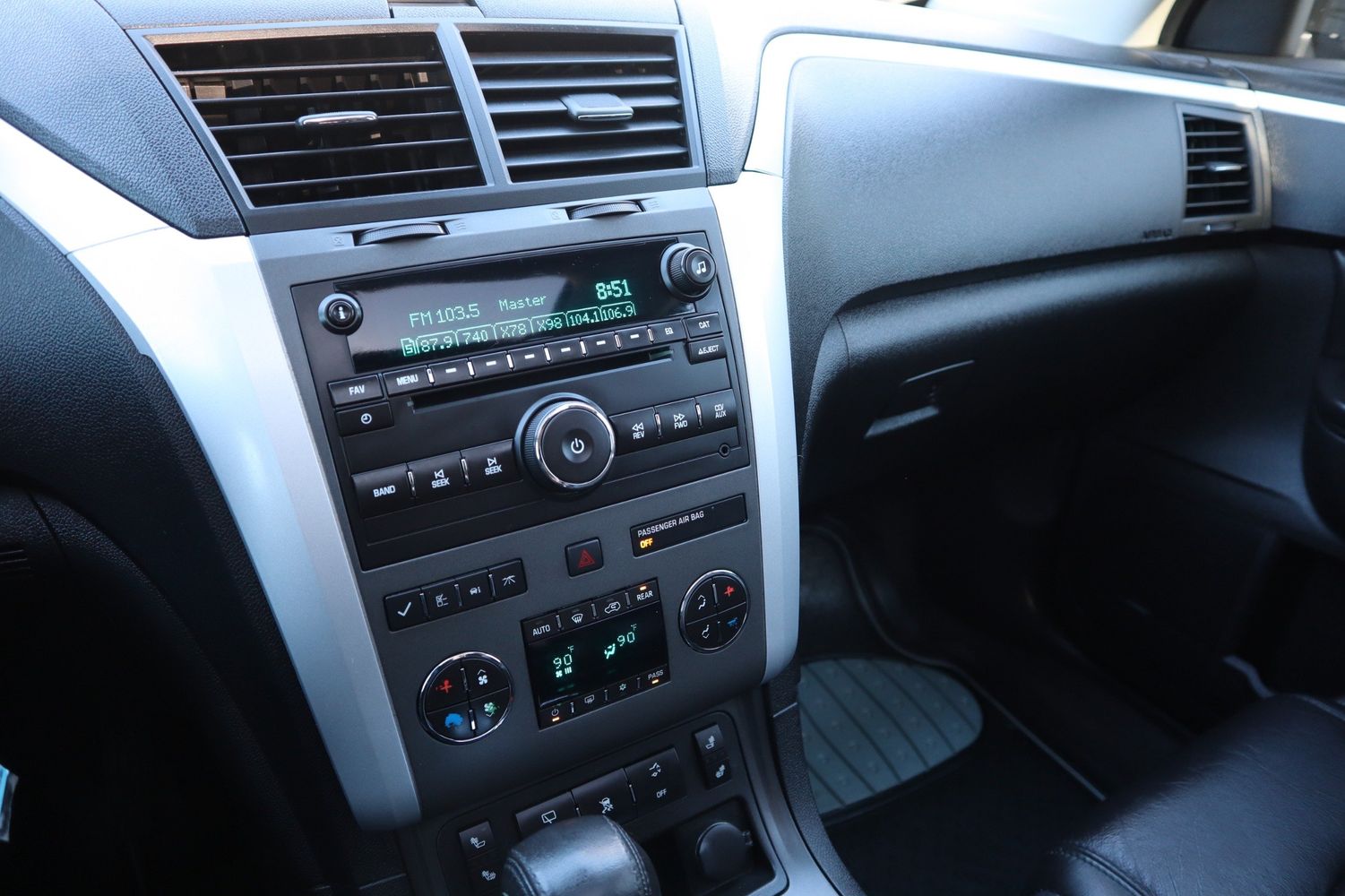 2011 Chevrolet Traverse LT | Victory Motors of Colorado